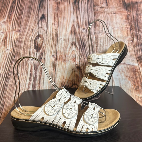 Clarks | Shoes | Clarks Collection Leisa Cacti Leather Sandals Womens ...